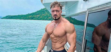 Jo Lindner Bodybuilder Noto Come Joesthetics Morto A 30 Anni Fatale