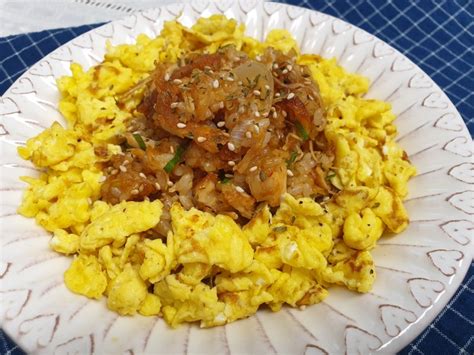 먹다남은 치킨 활용법 식은 치킨 요리 치밥 레시피 남은양념치킨 볶음밥 치밥 만들기 네이버 블로그