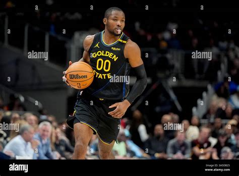 Golden State Warriors Forward Jonathan Kuminga 00 Runs Against The