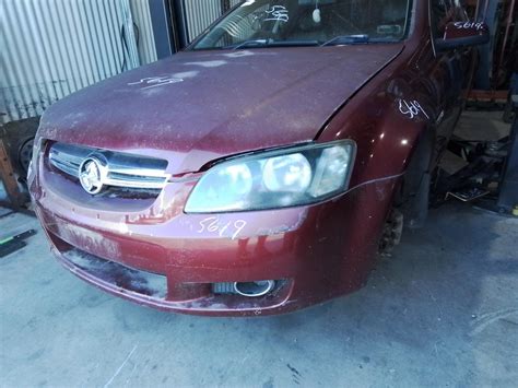 Right Rear Trailing Arm Commodore Holden 2006