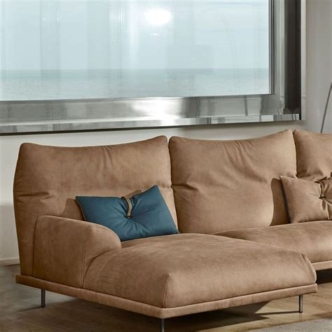 Wolf Sectional Sofa By Gamma Arredamenti