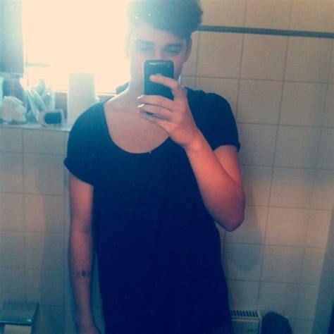 Stream Aaron Hennemann Music Listen To Songs Albums Playlists For