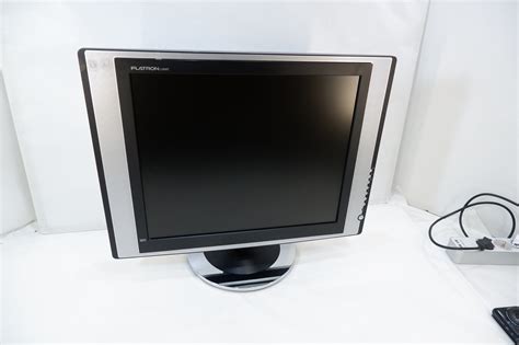 ЖК-телевизор 19 LG Flatron L193ST