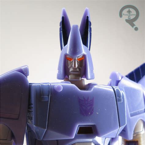 2696 Cyclonus The Figure In Question