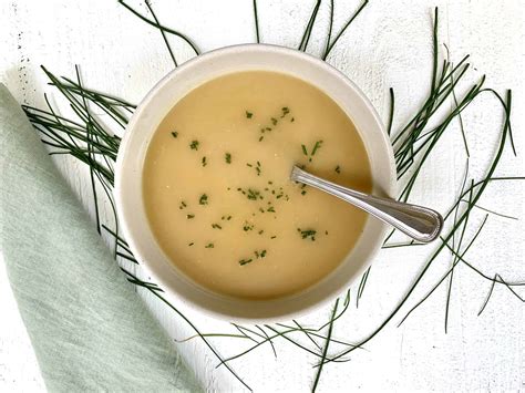 Vichyssoise Soup Made With Potatoes Cucumbers And Chives Chef Cindy