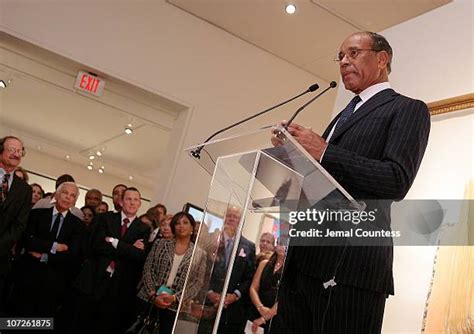 160 Dr Harold Freeman Photos And High Res Pictures Getty Images