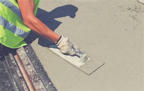 Wood Float Vs Metal Float Which Tool Should You Use