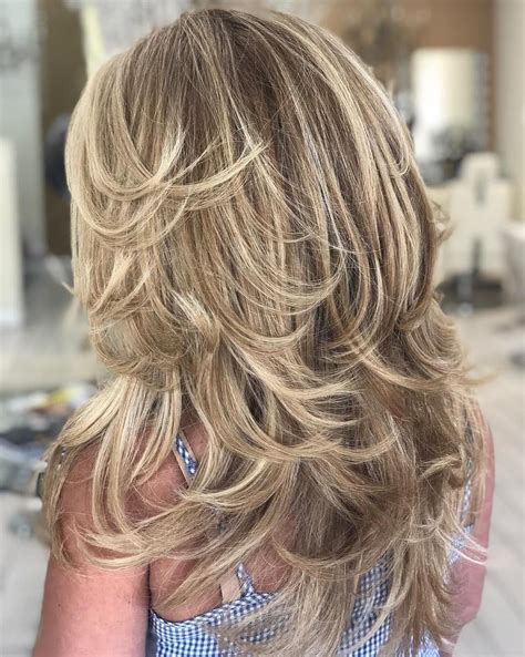 Trendy Hairstyles And Haircuts For Long Layered Hair To Rock In 2019 Long Layered Hair