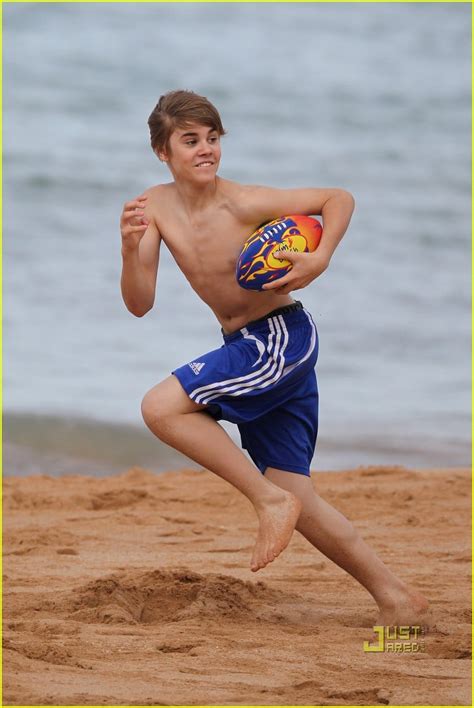 Justin Bieber No Shirt Ma Photo 367699 Photo Gallery Just