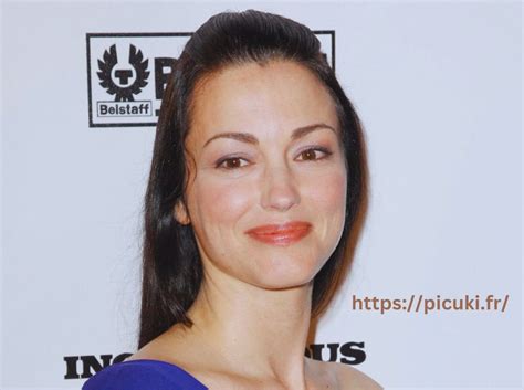 Qui Est Julie Dreyfus Un Portrait Détaillé Picuki Fr