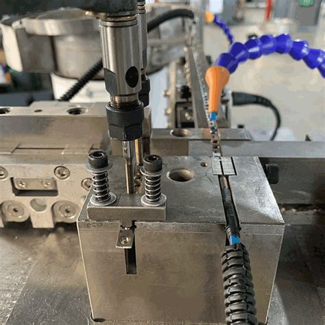 Automatic Vertical Nut Threading Drilling Tapping Machine Equipment
