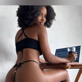 Onlyfans Larissa Siilva Model Profile Photos Links Erotic Beauties