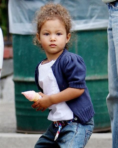 Picture Of Nahla Aubry
