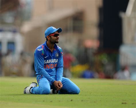 Virat Kohli Reacts After Grassing A Catch