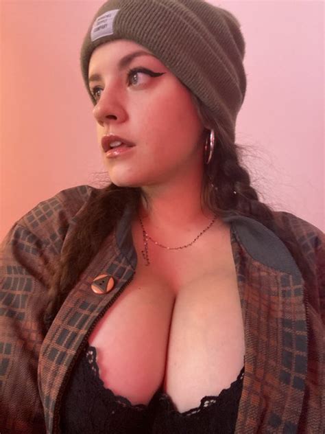 Tw Pornstars Quinn Finite Pictures And Videos From Twitter Page