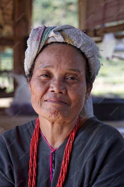 Premium Photo Thailand Chiang Mai Karen Long Neck Hill Tribe