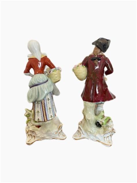 Antike Continental Porzellanfiguren 1890er 2er Set Bei Pamono Kaufen