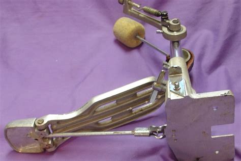 1960s Roger Swivomatic Hinged Heel Bass Drum Pedal