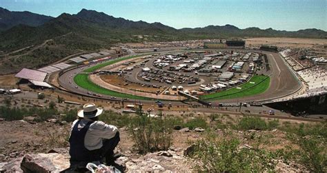 Flashback Phoenix Raceway Through The Years Nascar