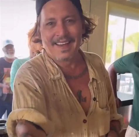 Johnny Depp Has New White Teeth After Years Of Rotting Metro News