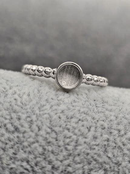 The Mia Inclusion Ring Beautifully Captured Castings