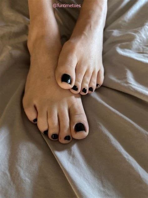 Feeling Yucky Today Who Will Rub My Feet Help Me Feel Better 😢 R
