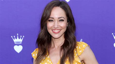 Hallmark Star Autumn Reeser Cant Stop Making This Makeup Mistake