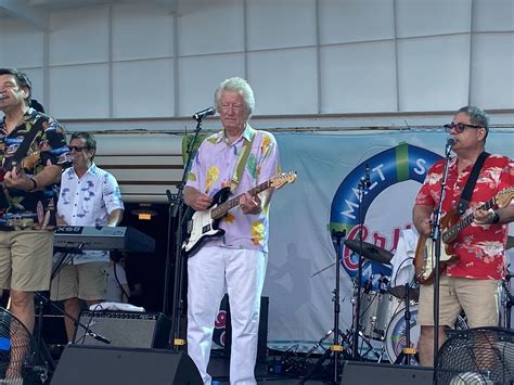 Happy Birthday Dean Torrence Jan All Things Music Plus