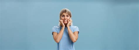 Seite 43 Maedchen Kuessen Bilder Kostenloser Download Auf Freepik