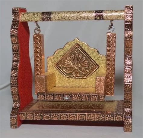 Size 8x8 Inch Handicraft Krishna Sinhasan Jhula At ₹ 170piece In Rajkot