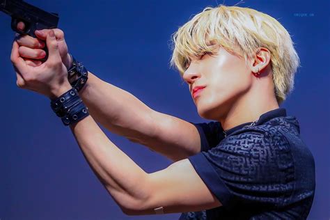 Eric 에릭 Eric Prince Eric Just Girl Things