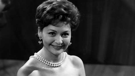 Adele Leigh Alchetron The Free Social Encyclopedia