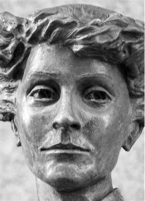 Constance Markievicz Statue