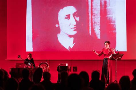 Bassion Birgit Süss And Klaus Ratzek Projekt Rosa Theaterstück Mit Musik