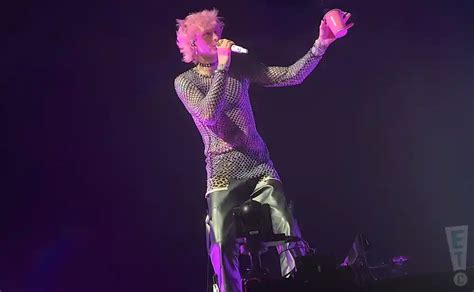 Machine Gun Kelly And Wiz Khalifa Tickets Outdoor Amphitheater At Ford