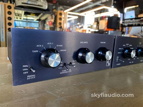 Db Systems Db 1 Db 5 Db 2 Preamp Wphono Tone Control And Power