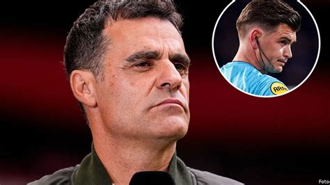 Geïrriteerde Pérez Helemaal Klaar Met Scheidsrechter Joey Kooij Twenteinsite Nl