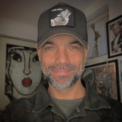 Me Aventó El Libro” Javier Poza Reveló Insultos Y Amenazas De Miguel Bosé Infobae