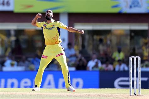 Simarjeet Singh Exults After Dismissing Jos Buttler
