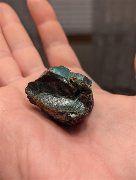 Specific Gravity Of This Stone Is 2 875 I Need Help With Id What Is