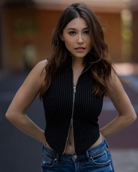 Picture Of Sasha Emiri