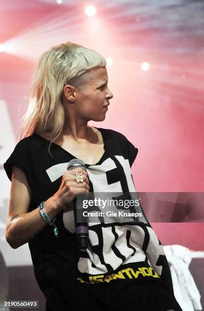 1892 Yolandi Visser Photos And High Res Pictures Getty Images