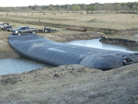 Canal Isolation Containment Of Work Area Louisiana 2011 Aquadam