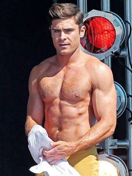 잭 에프론zac Efron 30번째 생일 기념 조각 같은 몸매 모음