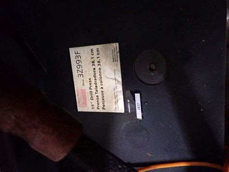 Knaack 3068 Toolbox W Drill Press And Vise Yellow Tag Auctions