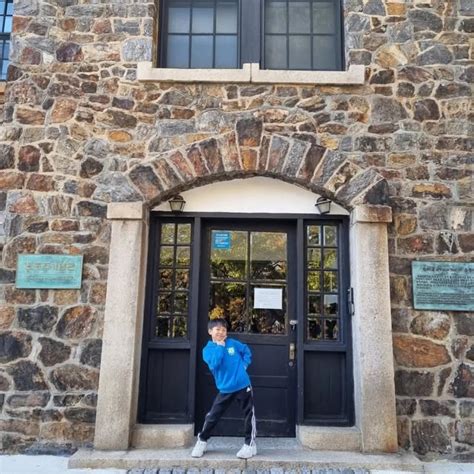 Eunah Hong Eunah Hong1 • Threads Say More