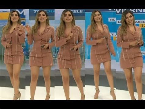 Pamela Longoria En Vestido Corto Color Piel Youtube