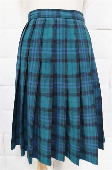 制服市場 東京都 私立 創価高校 女子 制服 夏服 チェックスカート 制服市場 東京都 私立 創価高校 女子 制服 夏服 チェックスカート
