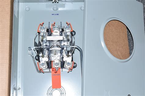 Square D 200amp 600volt 1 Phase Ringless Lever Bypass Meter Socket