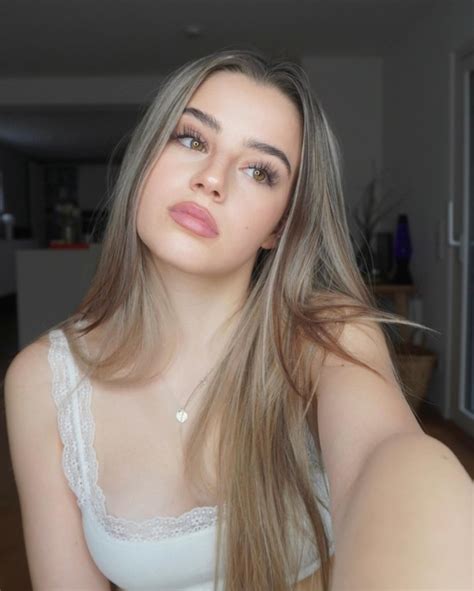Picture Of Karlotta Nila